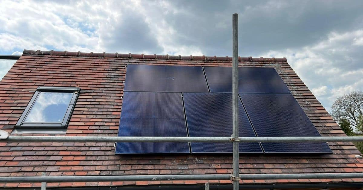 Solar Panels In Urban Areas: Revolutionizing City Living